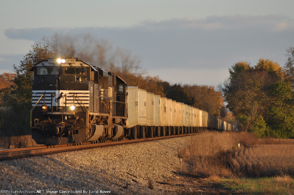 NS 2739 On NS 264 Westbound